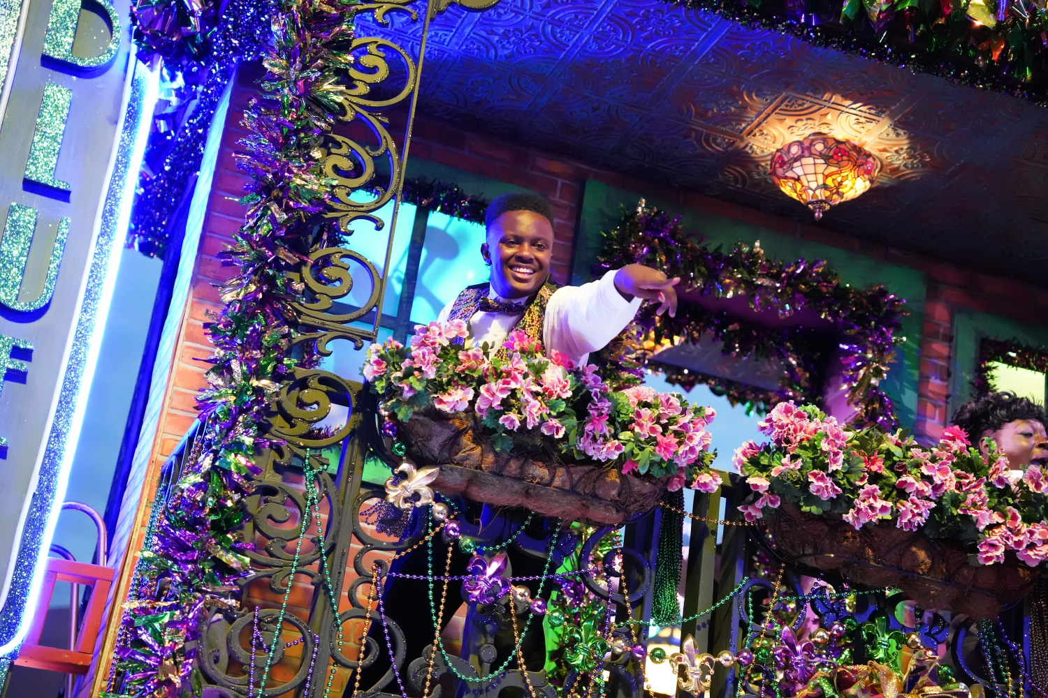 Universal Orlando introduces new Mardi Gras “Float Ride and Dine” Experience - Epic Universal Blog