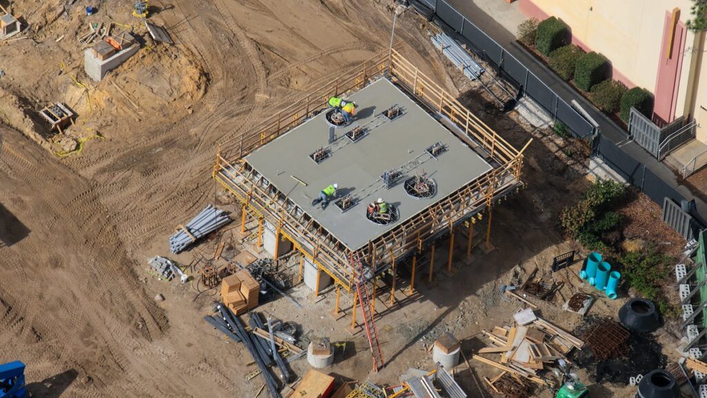 Fast & Furious Hollywood Drift at Universal Orlando Goes Vertical ...